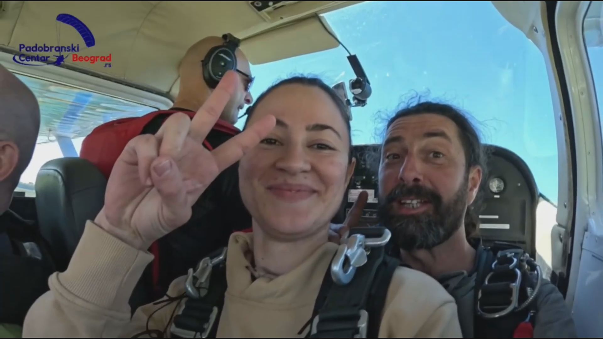 GLAS ZAPADNE SRBIJE - Jovan iz cacka priredio devojci trenutak za pamcenje, neverovatna veridba ...