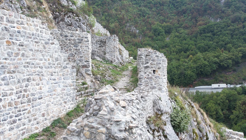 GLAS ZAPADNE SRBIJE - Stari grad simbol Uzica